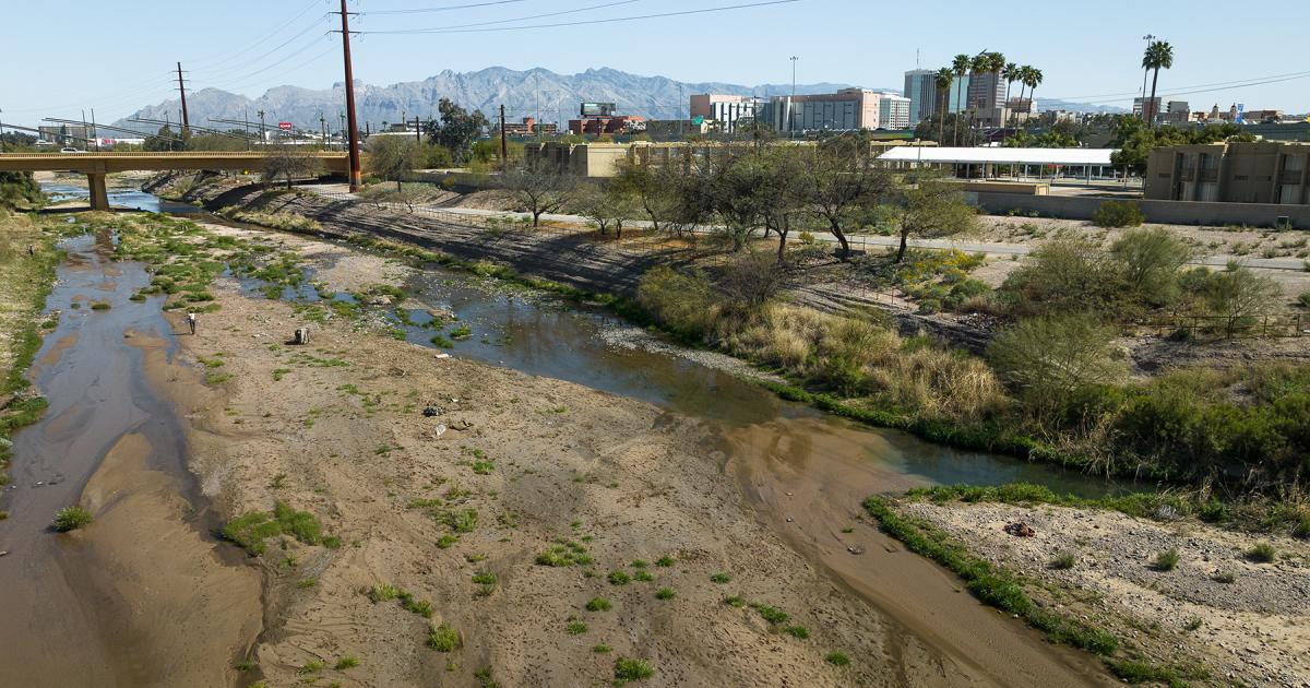 USFWS signs bi-county agreement to conserve the Santa Cruz River ...